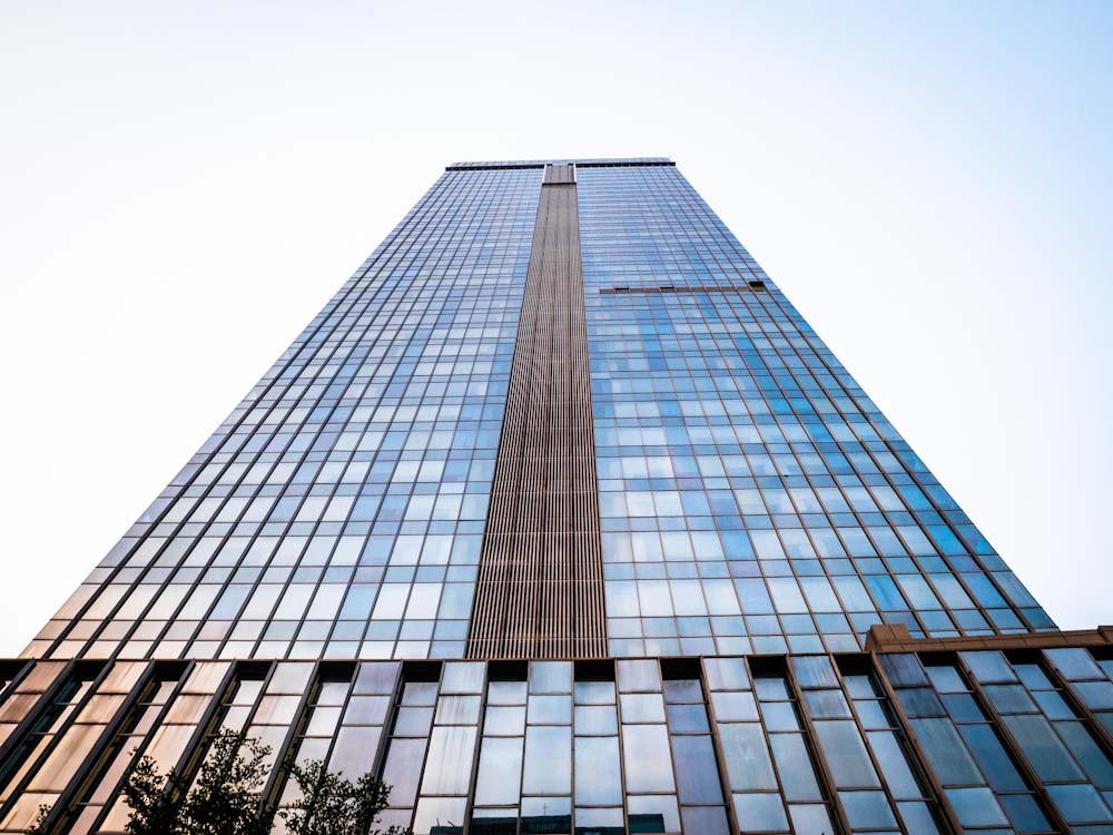 Sewa Kantor di Centennial Tower Jakarta Selatan